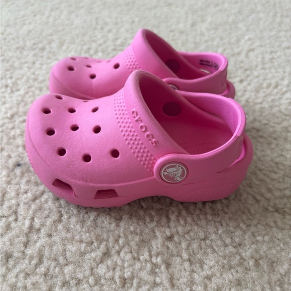 CROCS | Shoes | Crocs Pink Water Shoes With Ventilation And Textured ...